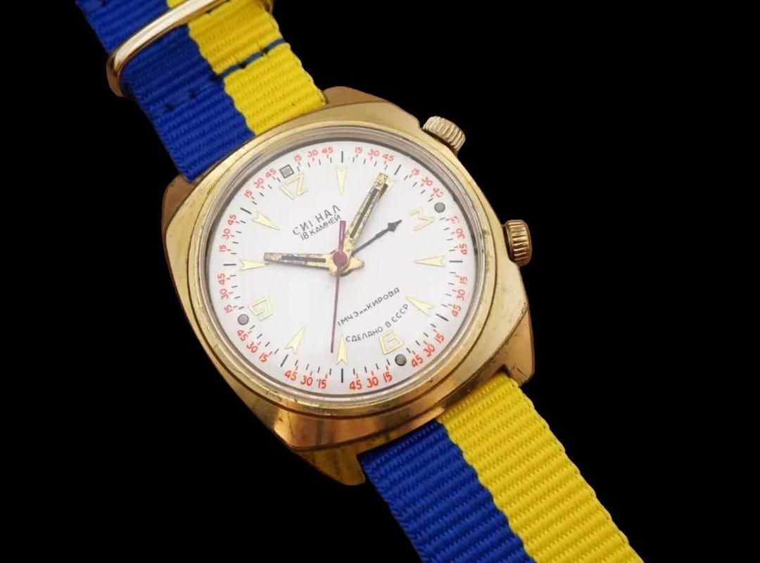 Vintage Soviet Military Wristwatch POLJOT 2612.1 SIGNAL 18 Jewels ...