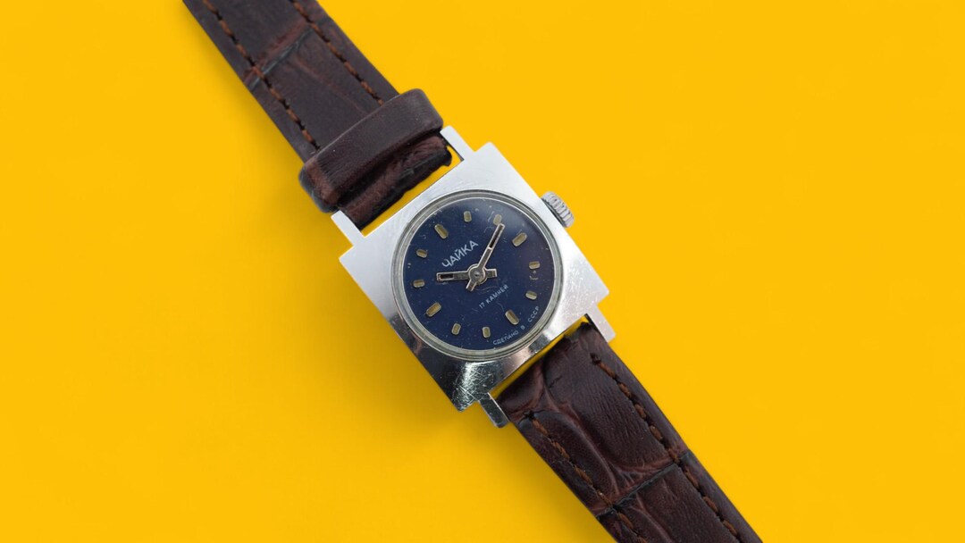 Vintage Ladies Watch Chaika Cal.1601a 17 Jewels Soviet Mechanical Women ...