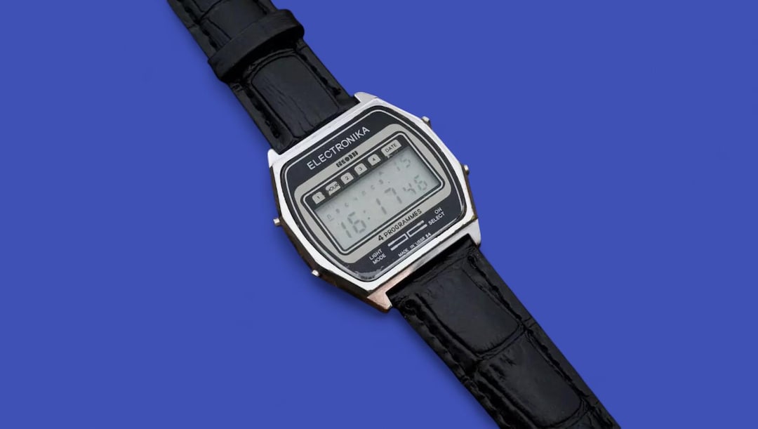 OLD Vintage Quartz LCD Export Watch Electronica Digital Wristwatch - Etsy