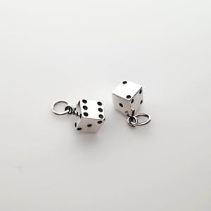 Sterling Silver Dice Necklace, 3D Tiny Dice Charm Pendant - Etsy