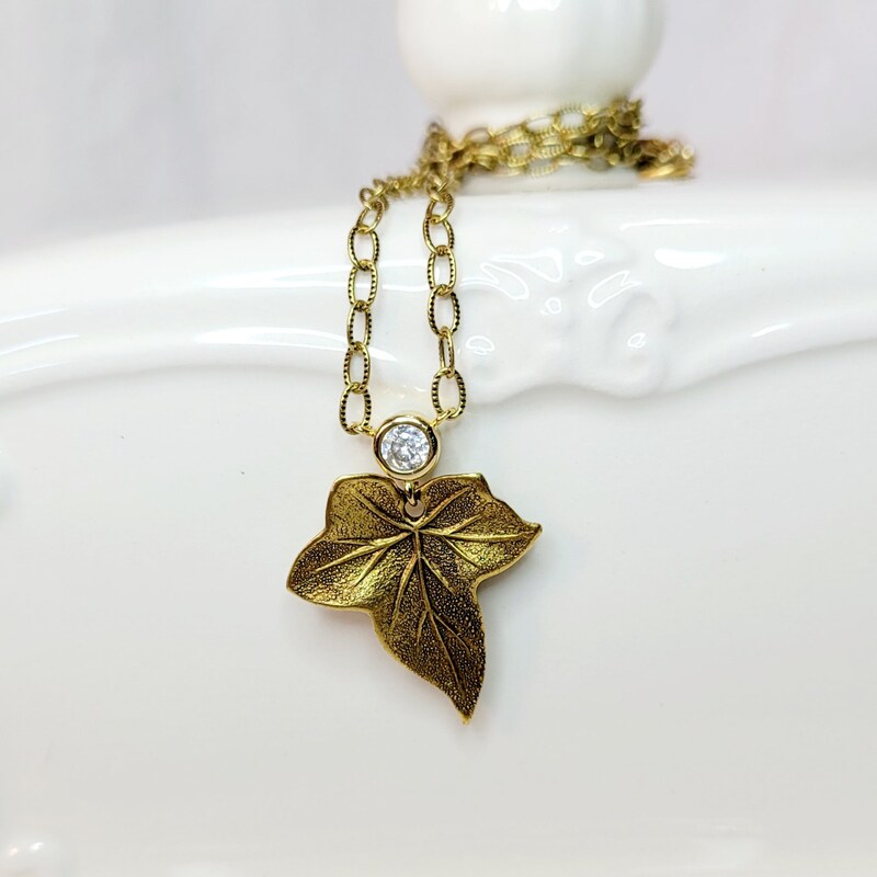 Ivy Leaf Necklace - Etsy