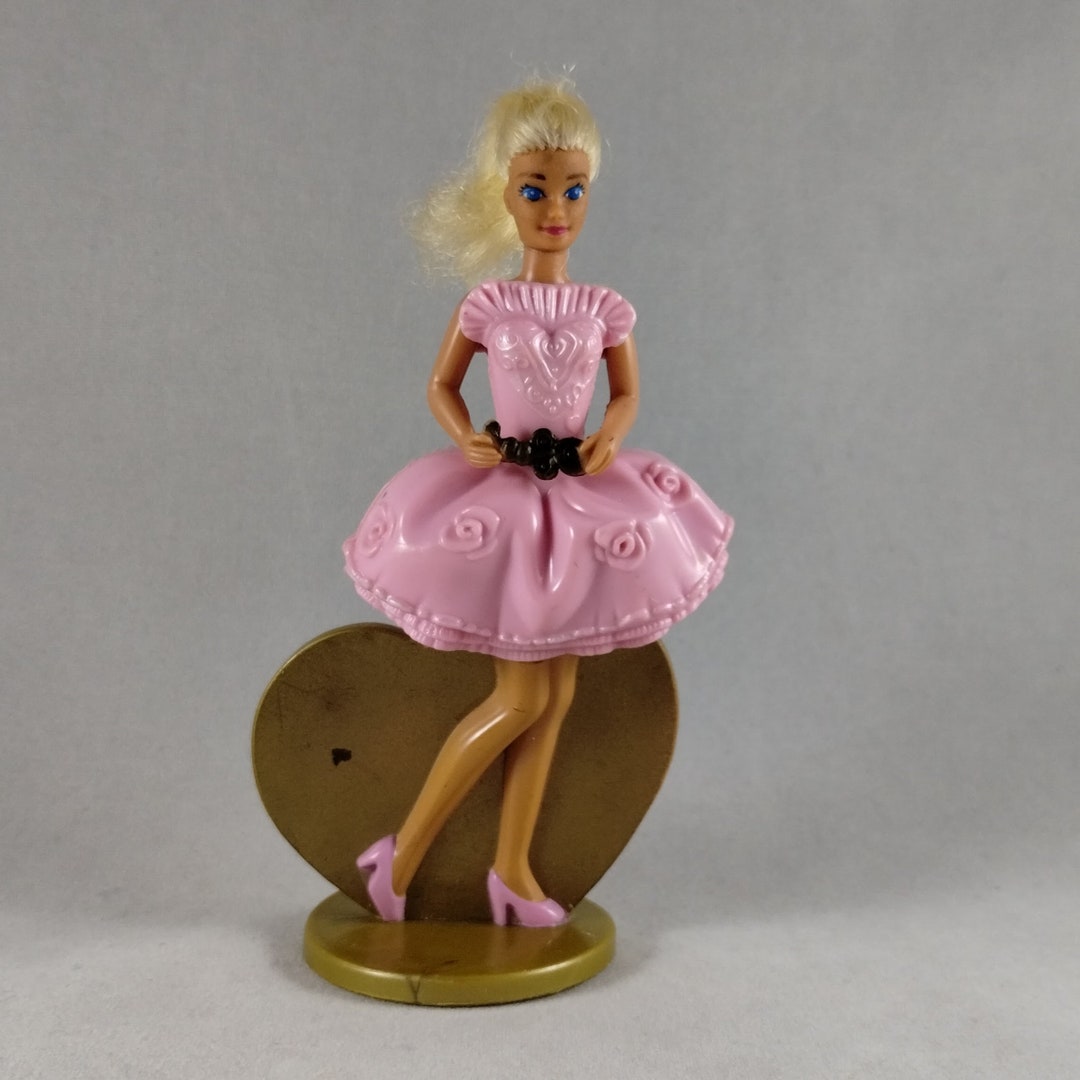 Barbie and Friends Mattel Locket Surprise Barbie Figure Mcdonald's Toy ...