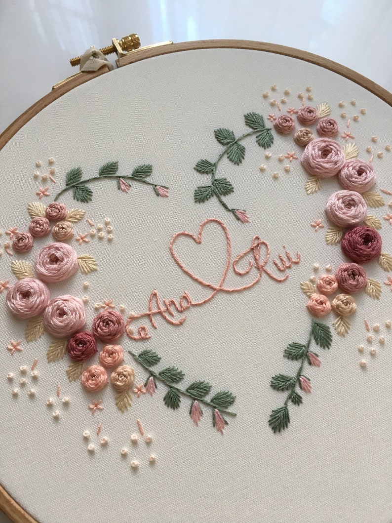 Floral Heart Embroidery Hoop Art. Flower Embroidery Hoop. - Etsy