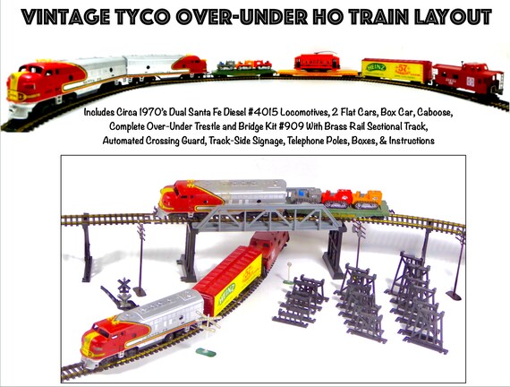 Vintage TYCO Train Set Santa Fe Locomotives Broadway Trolley | Etsy