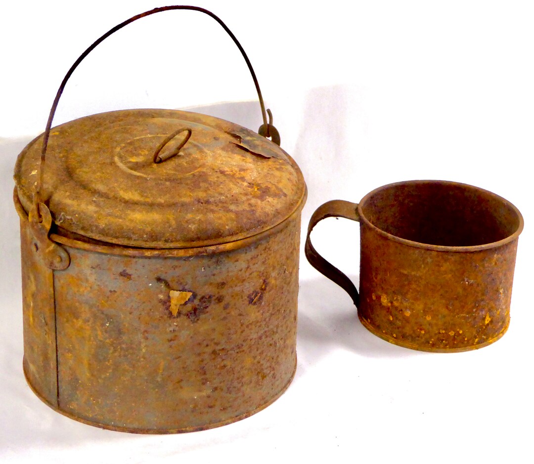 Vintage Rusty Relic Hobo Camp Cook Kit, Two Quart Pot and Big Coffee ...
