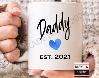 Daddy Est 2020 Mug / Daddy Est 2021 Mug / Father's Day Gifts/ Pregnancy ...