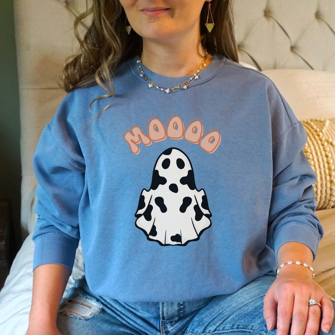 Classic Retro Ghost Design, Spooky Season, Halloween, Ghost Tshirt - Etsy