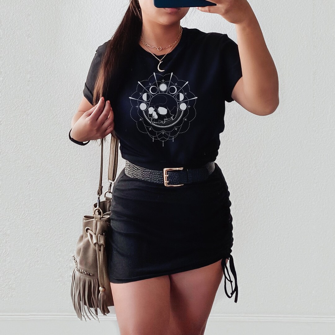 Goth T-shirt, Moon Phases, Moon and Skull - Etsy
