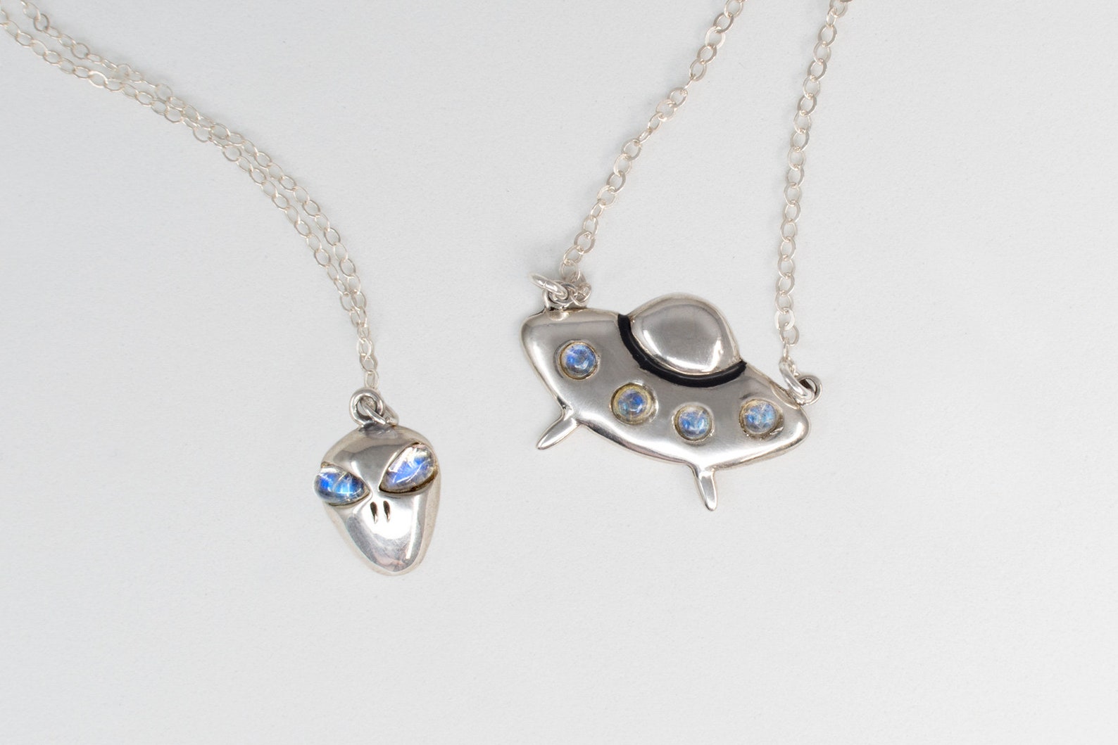 Alien Pendant, Cute Aliens, Alien Jewelry, UFO Jewelry, Dainty Jewelry ...
