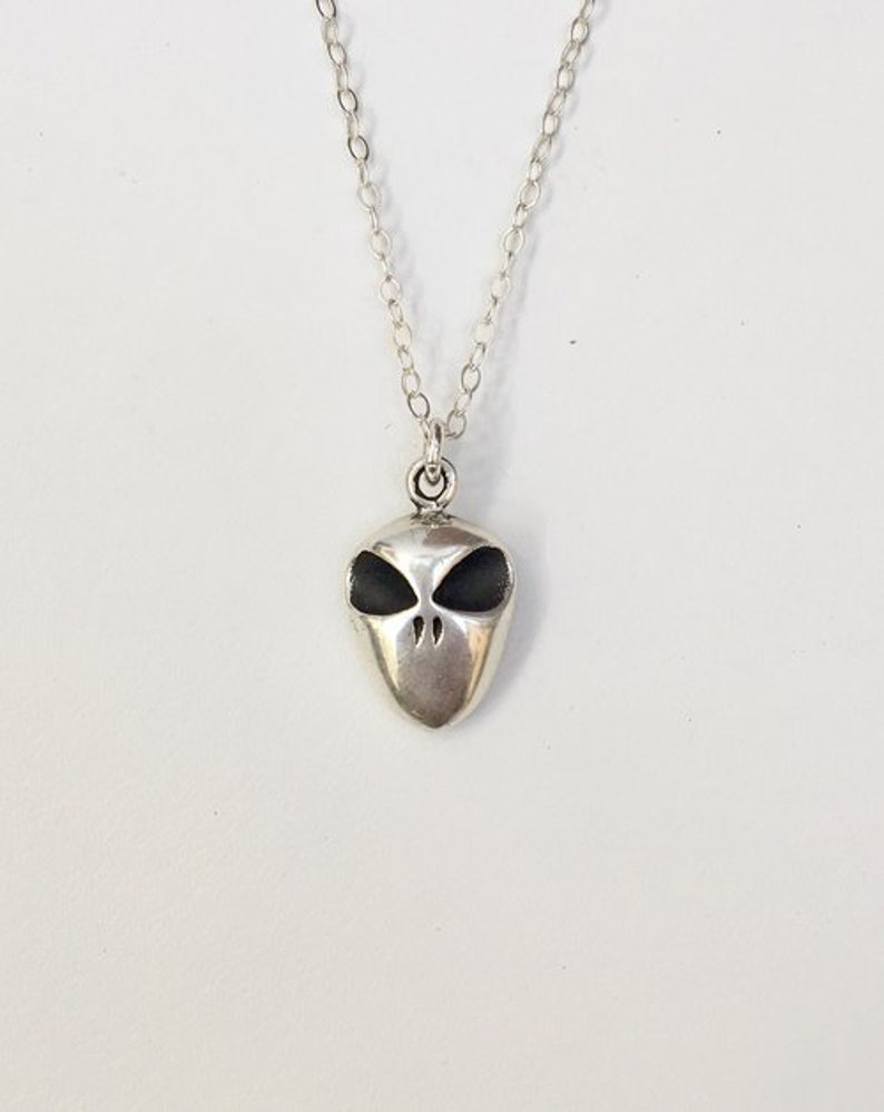 Alien Pendant, Cute Aliens, Alien Jewelry, UFO Jewelry, Dainty Jewelry ...
