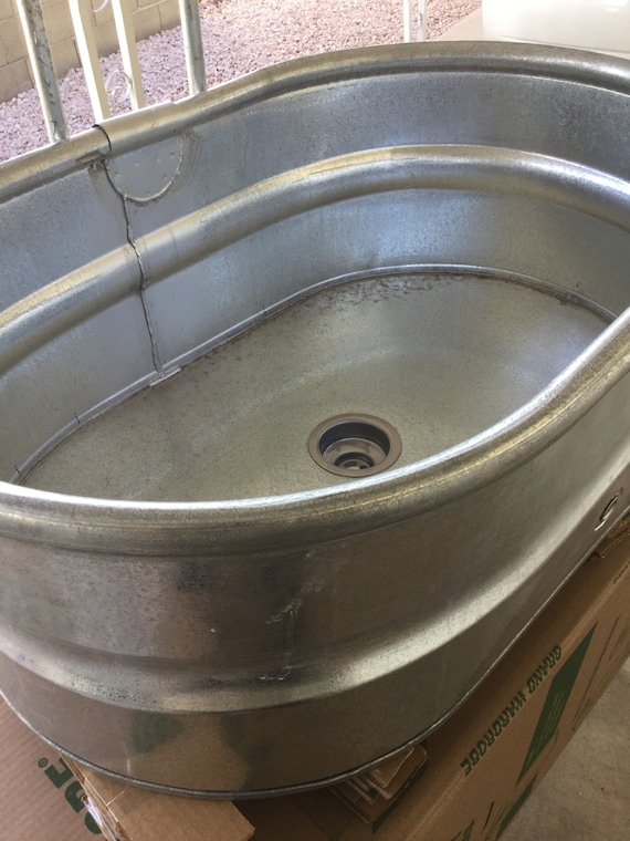 Barn Garden Sink DIY Outdoor Sink Using A Cast Iron Farmhouse Sink