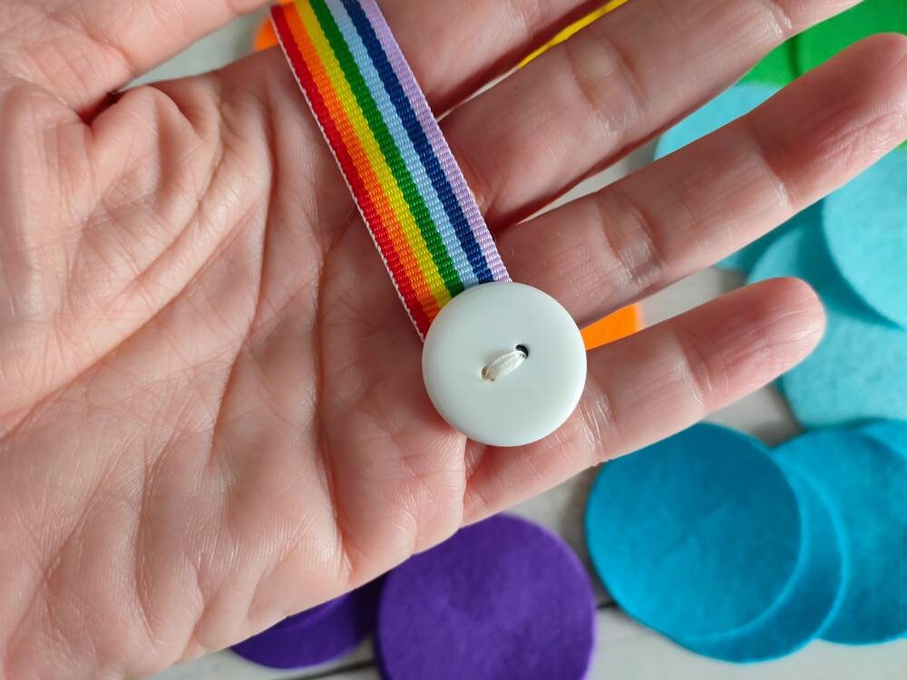 Buttoning Rainbow Toy Montessori Toy Fine Motor Skills Toy | Etsy