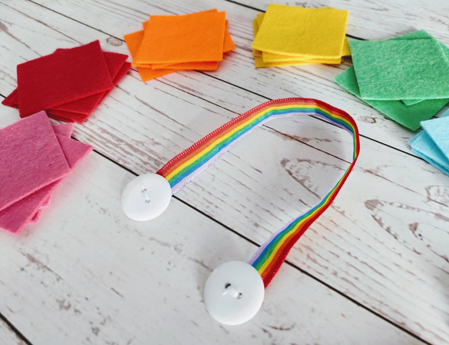 Buttoning Rainbow Toy Montessori Toy Fine Motor Skills Toy | Etsy