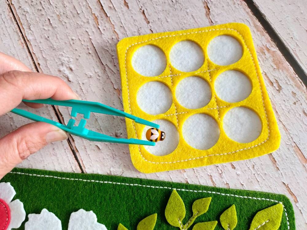 Fine motor skills Game. Bees Game Montessori Sensory Bin | Etsy