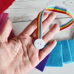 Buttoning Rainbow Toy, Montessori Toy, Fine Motor Skills Toy, Dressing ...