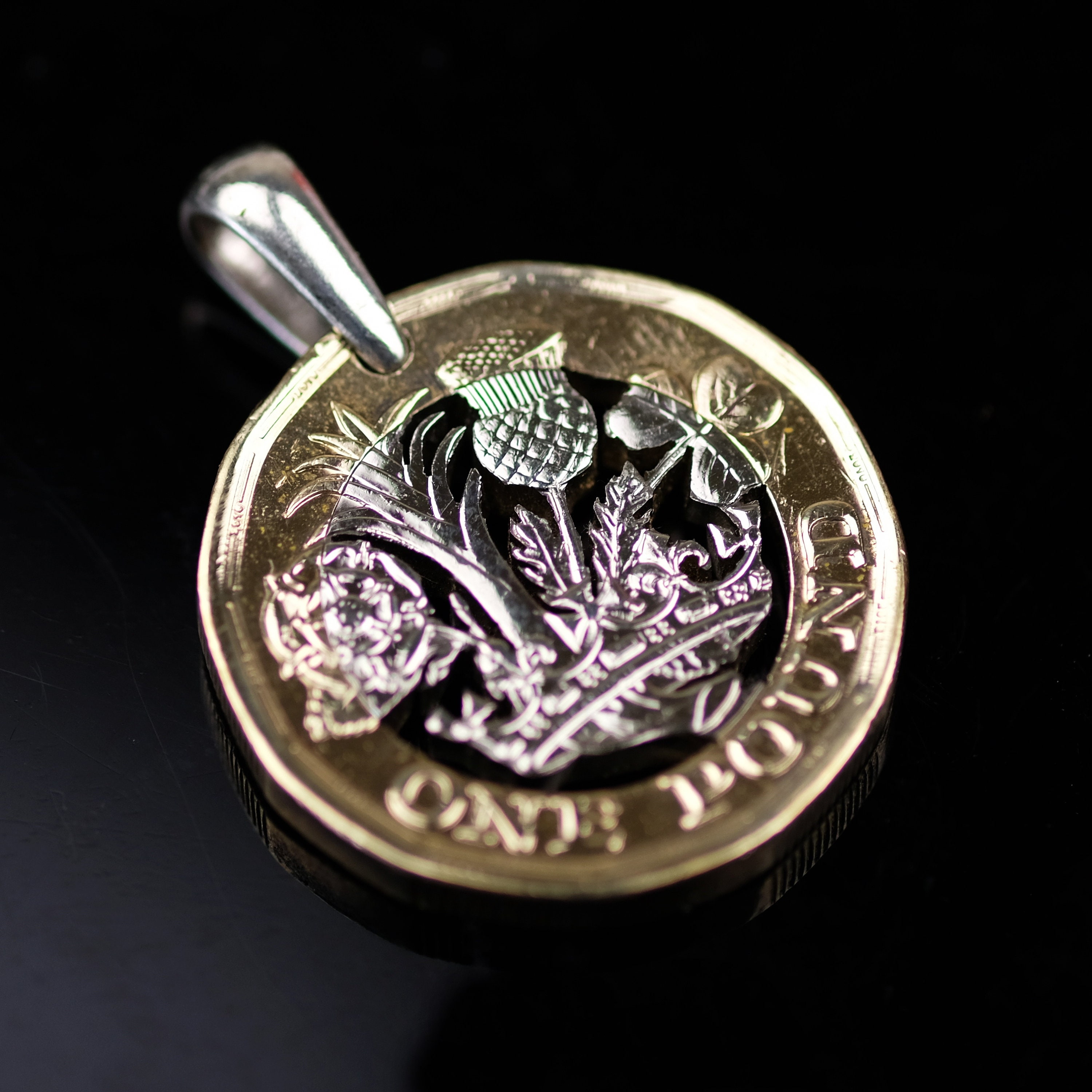 United Kingdom 1 Pound Elizabeth Cut Coin Pendant With - Etsy
