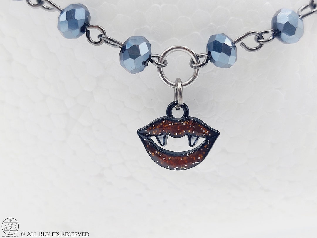 Vampire Fangs Nosechain - Goth Gothic Occult Nose Jewelry Nose Piercing ...