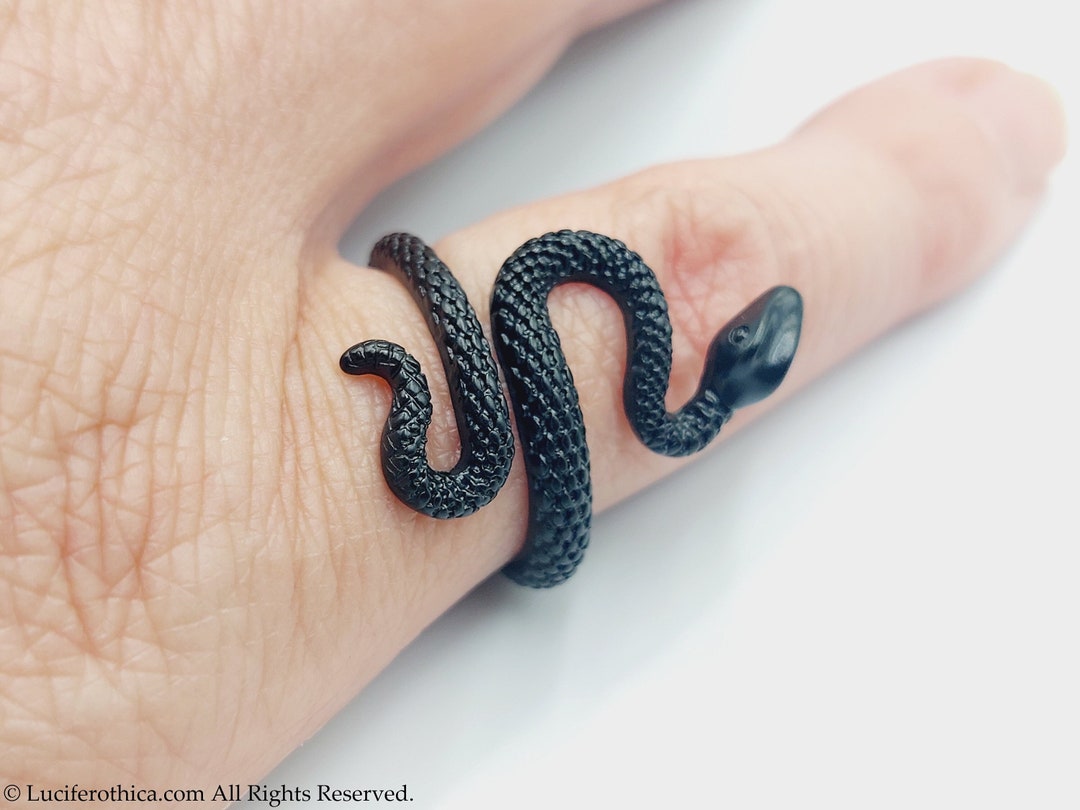 Black Snake Ring Occult Serpent Wisdom Jewelry Gothic Black Metal Ring ...