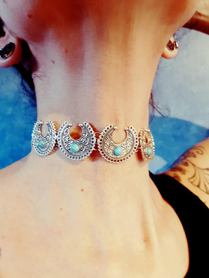 Moon Choker