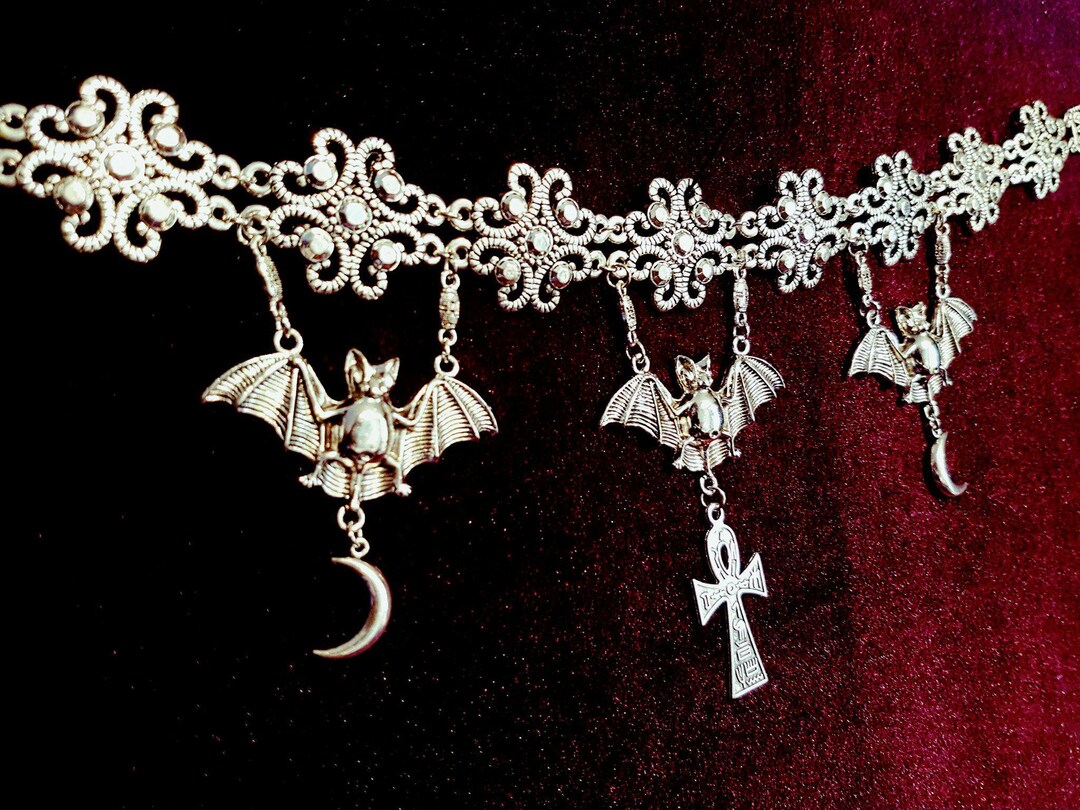 Triple Bat Vampire Choker - Goth Gothic Vampyre Metal Choker 3 Bats ...