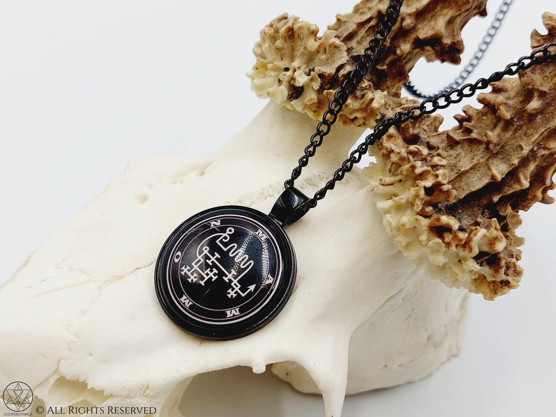 Sigil of Mammon Necklace - Occult Left Path Demonic Money Riches ...