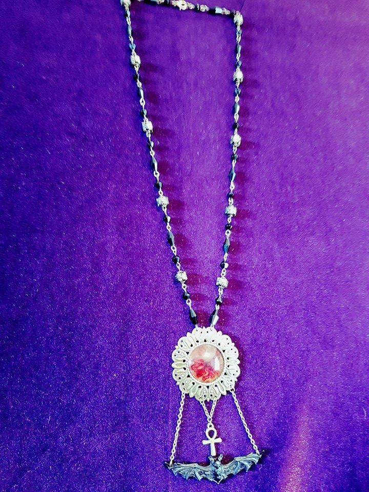 Bloody Rosary - ankh vampire bat blood dracula gothic goth vampiregoth