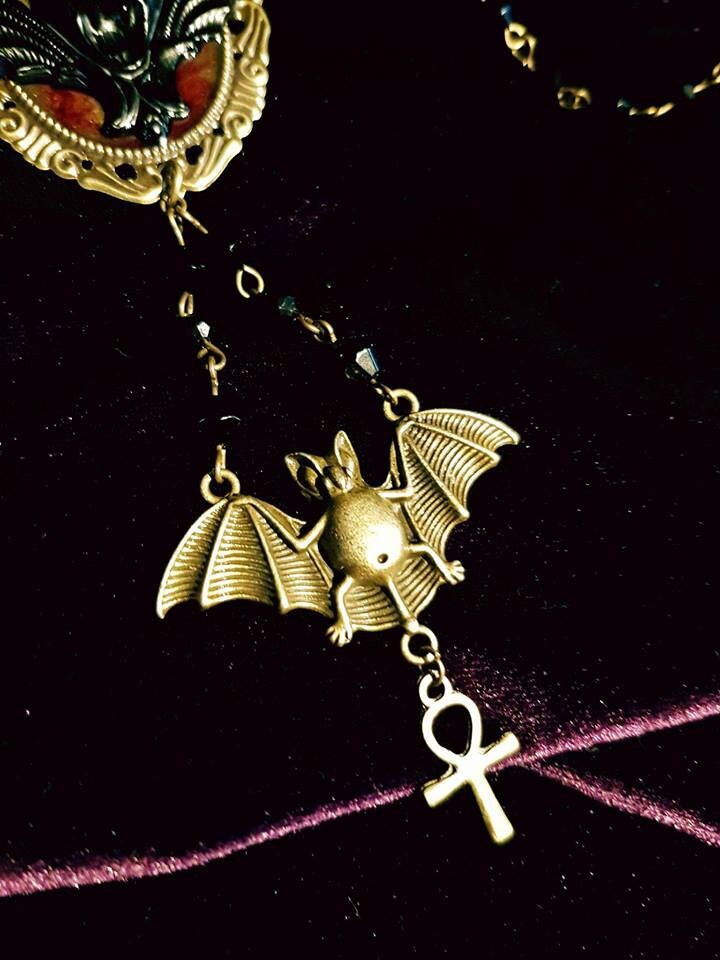 Gothic Vampire Bat Rosary - Vampiric goth necklace blood cameo resin ...