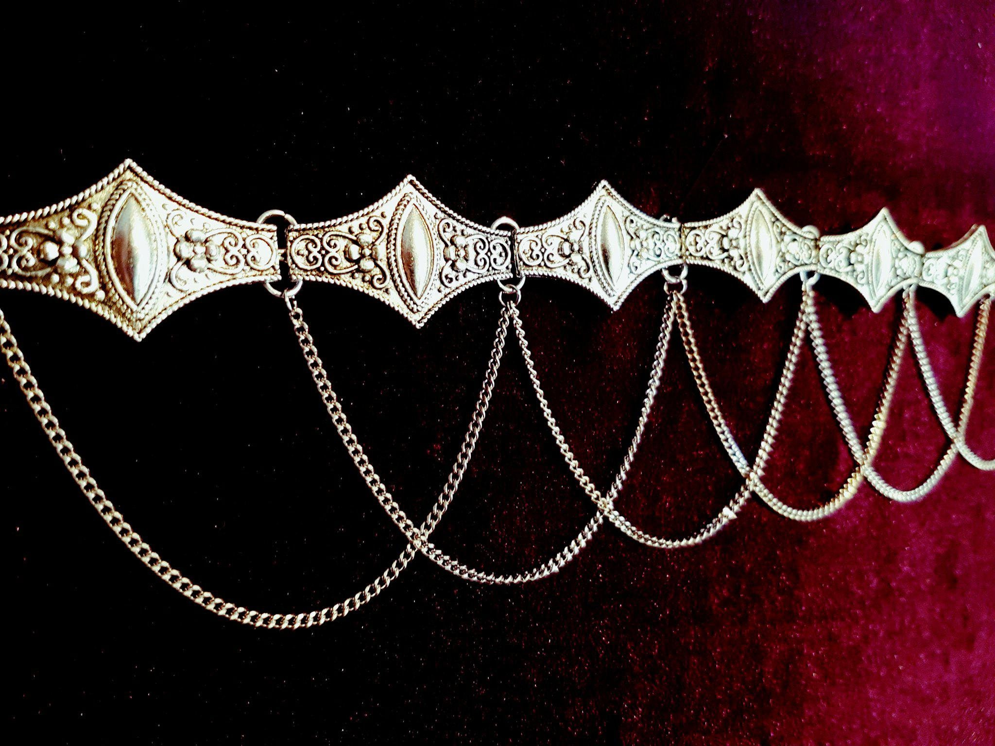 Gothic Vampire Metal Choker (2 styles available)