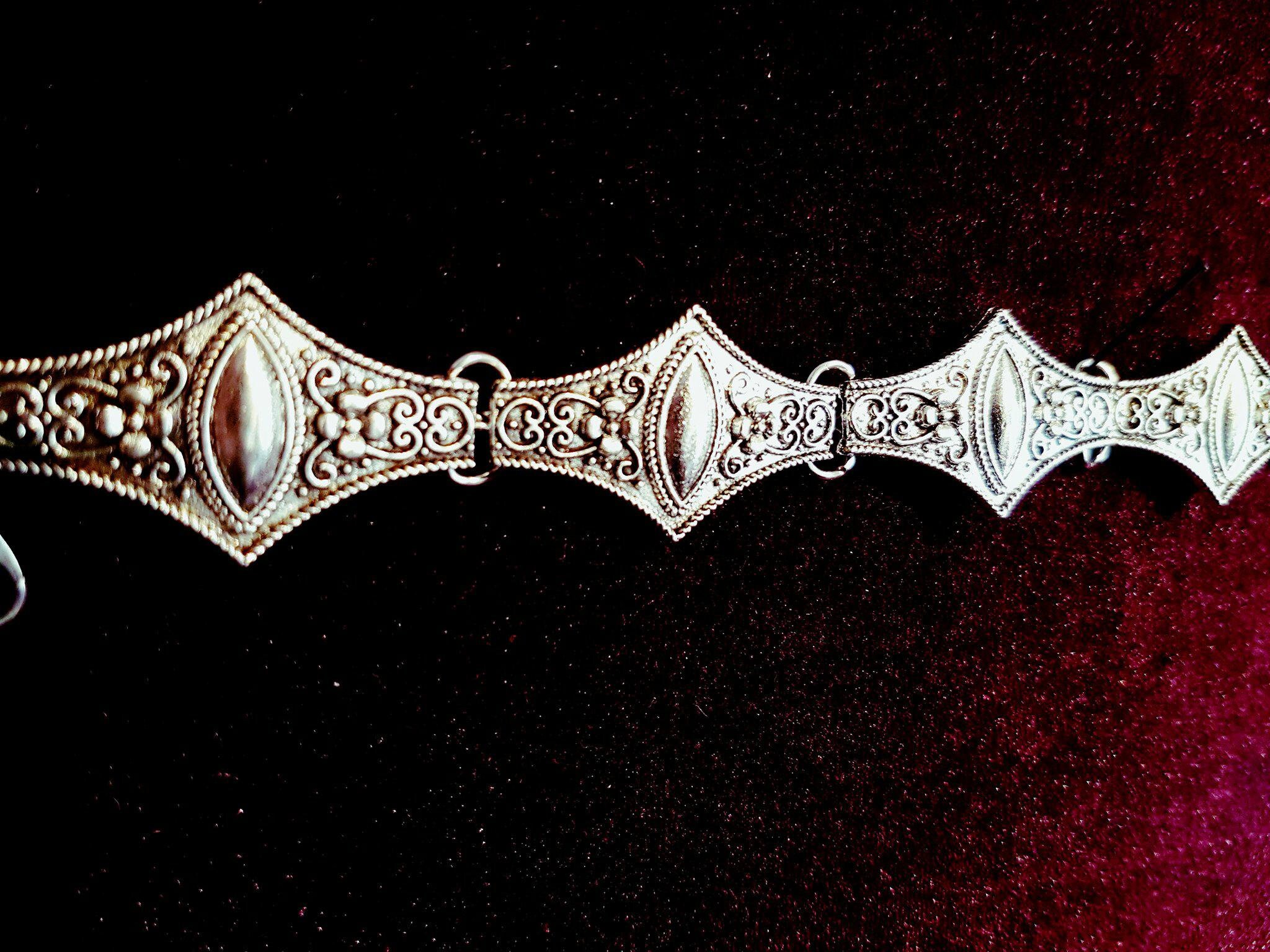 Gothic Vampire Metal Choker (2 styles available)