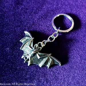 Gothic Bat Keychain - Vampire Keychain Tradgoth Bat Witch Black Magic ...
