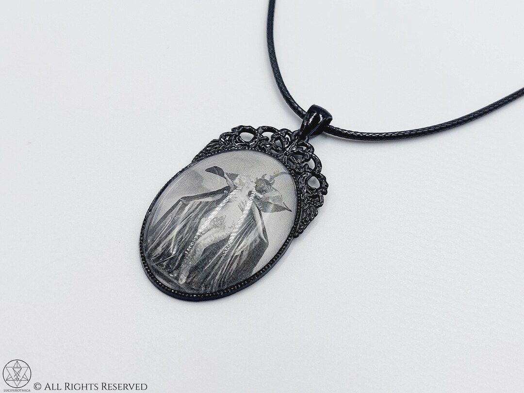 Marion Martin Satans Burlesque Inspired Pendant - 1930s Picture ...