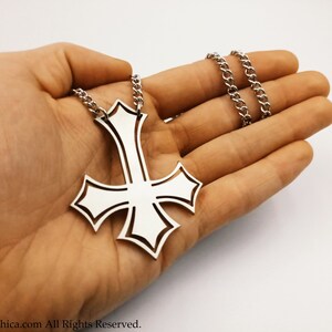 Collar de cruz invertida acero inoxidable completo regalo oculto gótico ...