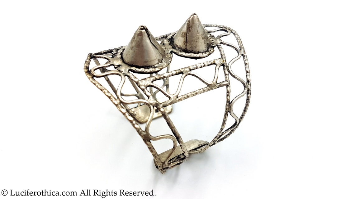 Vintage Spike Grid Bracelet Traditional Antique Stud | Etsy