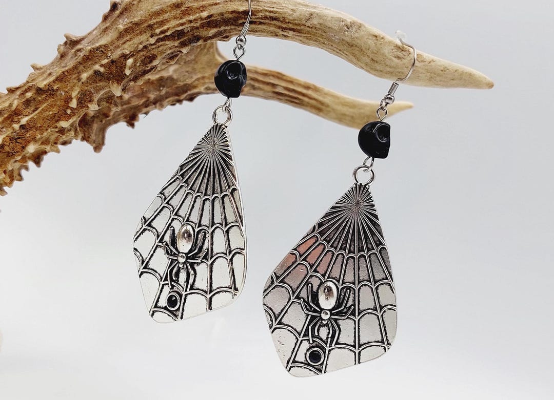 Spider Cobweb Earrings - Large Tradgoth Gothic Black Skully Goth ...