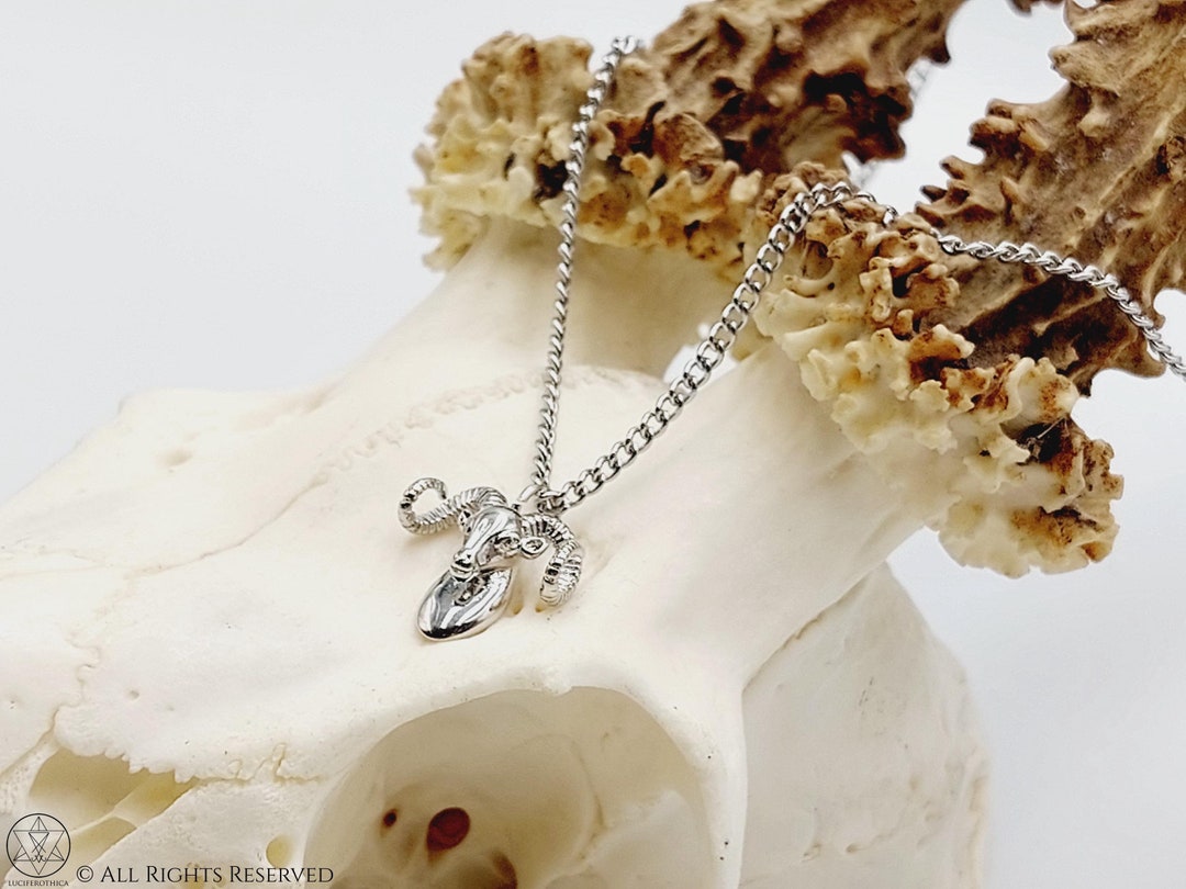 Baphomet Pendant - Horned Baphomet Ram Goat Moloch Bull Molech Gothic ...