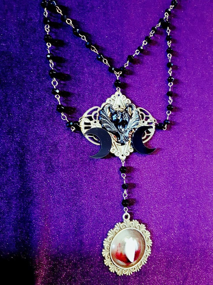 Howl At The Moon Vampire Rosary - occult vampiric fang bat crescent ...