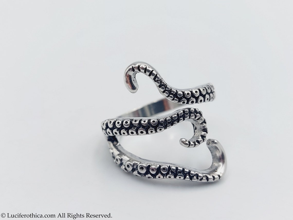 Cthulhu Tentacle Ring Cthulhu Ring Octopus H.P. Lovecraft - Etsy