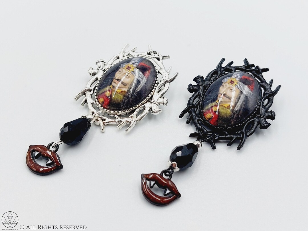 Vlad the Impaler Brooche (2 Styles) - Blood Count Dracula Pin Button ...