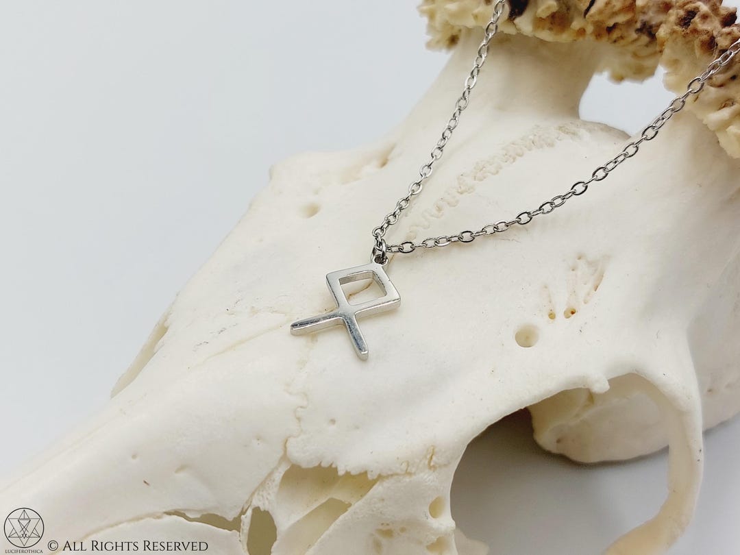 Othila Rune Pendant - Norse Germanic Rune Necklace Home Family Roots ...