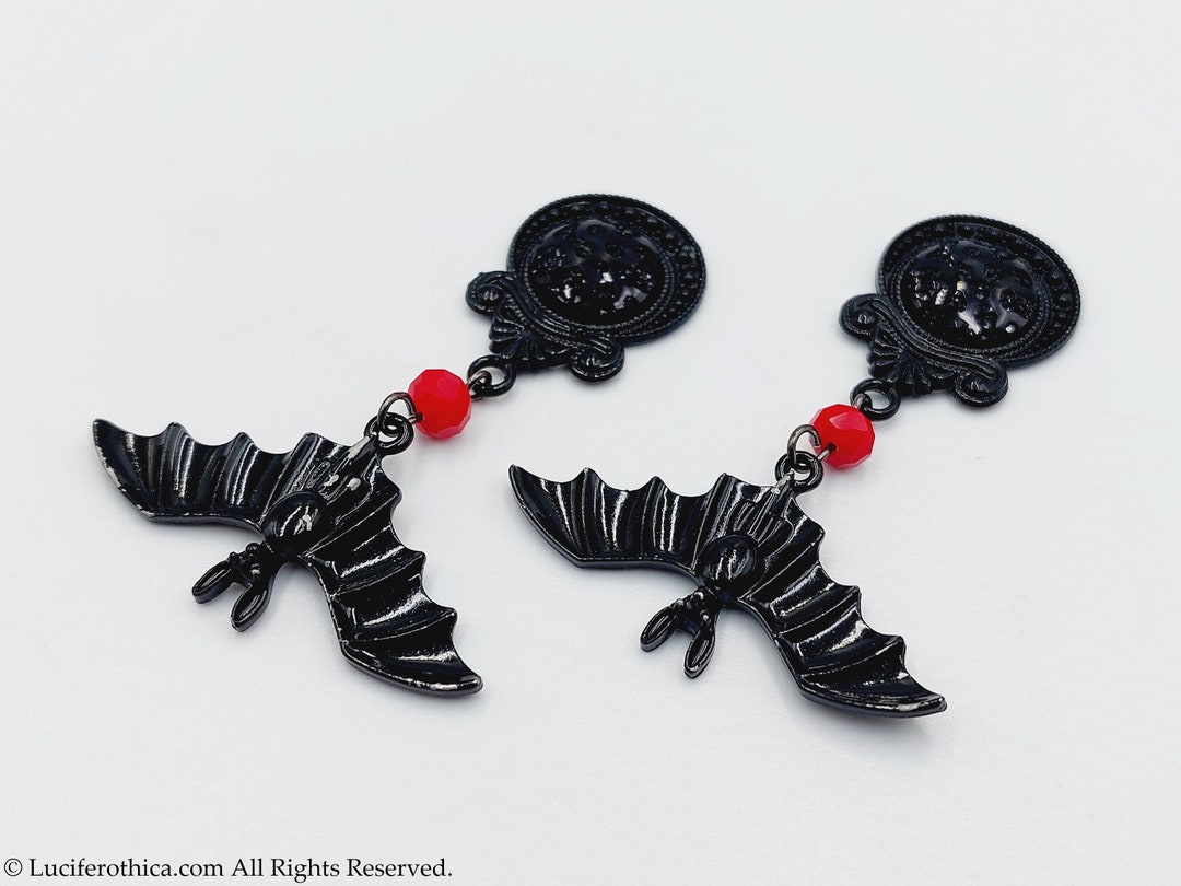 Vampire Bat Earring/plugs - Gothic Vampire Occult Victorian up Side ...