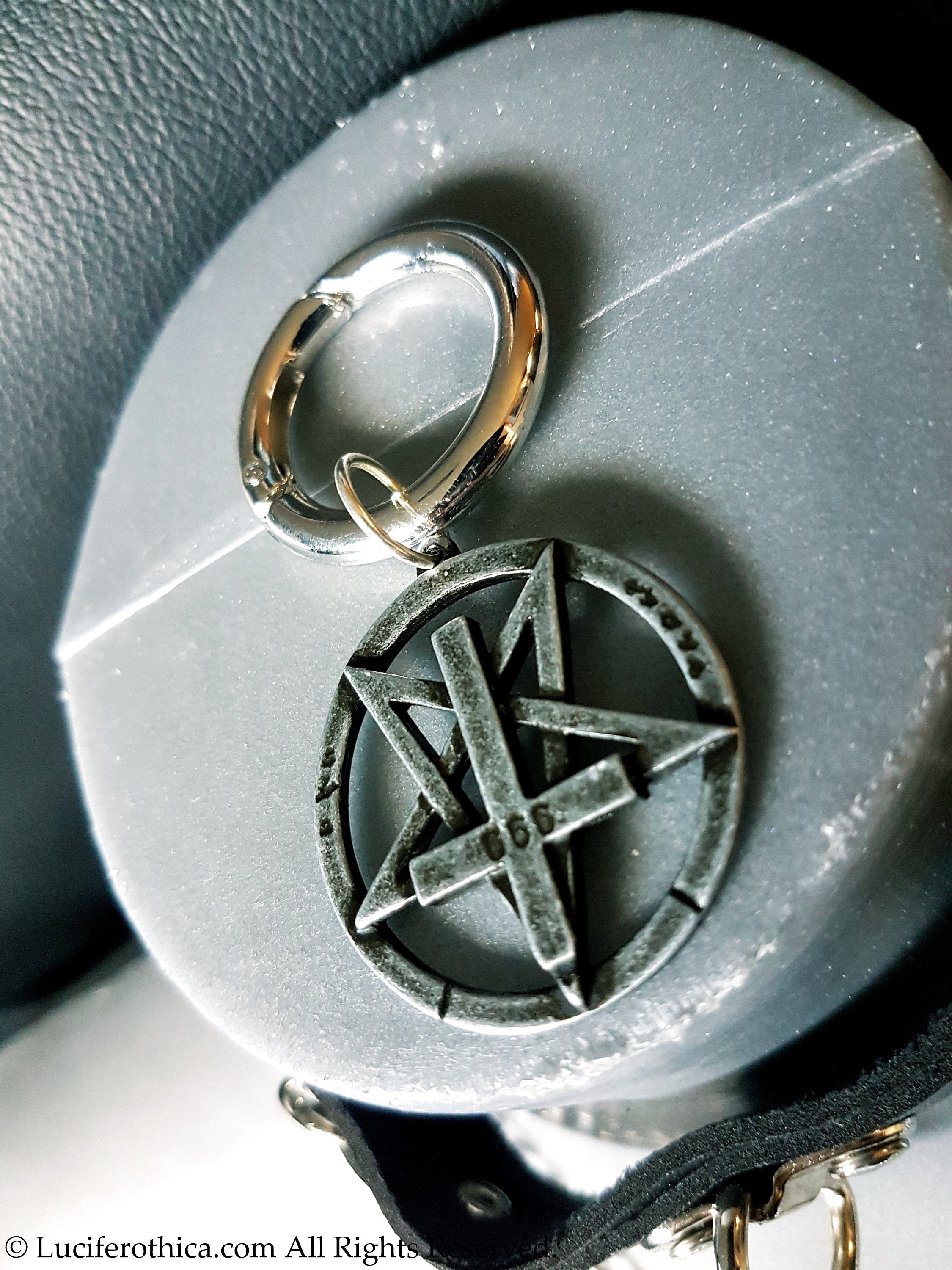 Inverted Pentagram 666 Choker ( Two in One Choker )