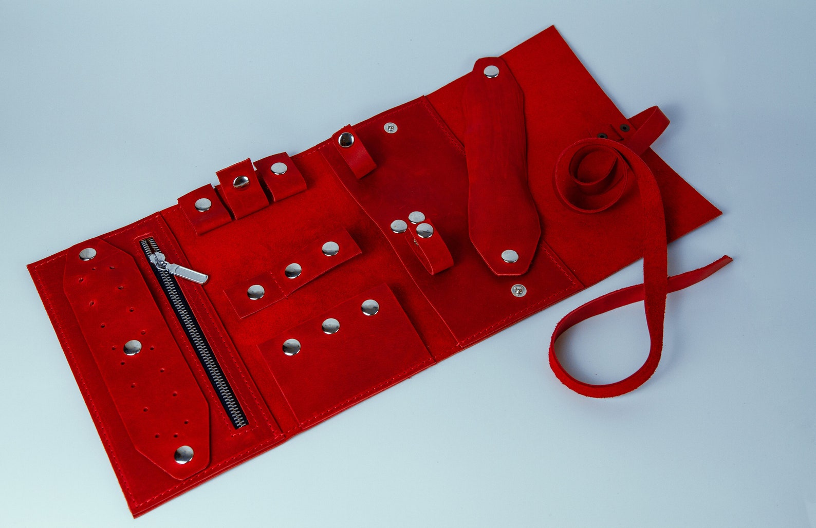 Travel jewelry rollTravel jewelry caseLeather rollJewelry | Etsy