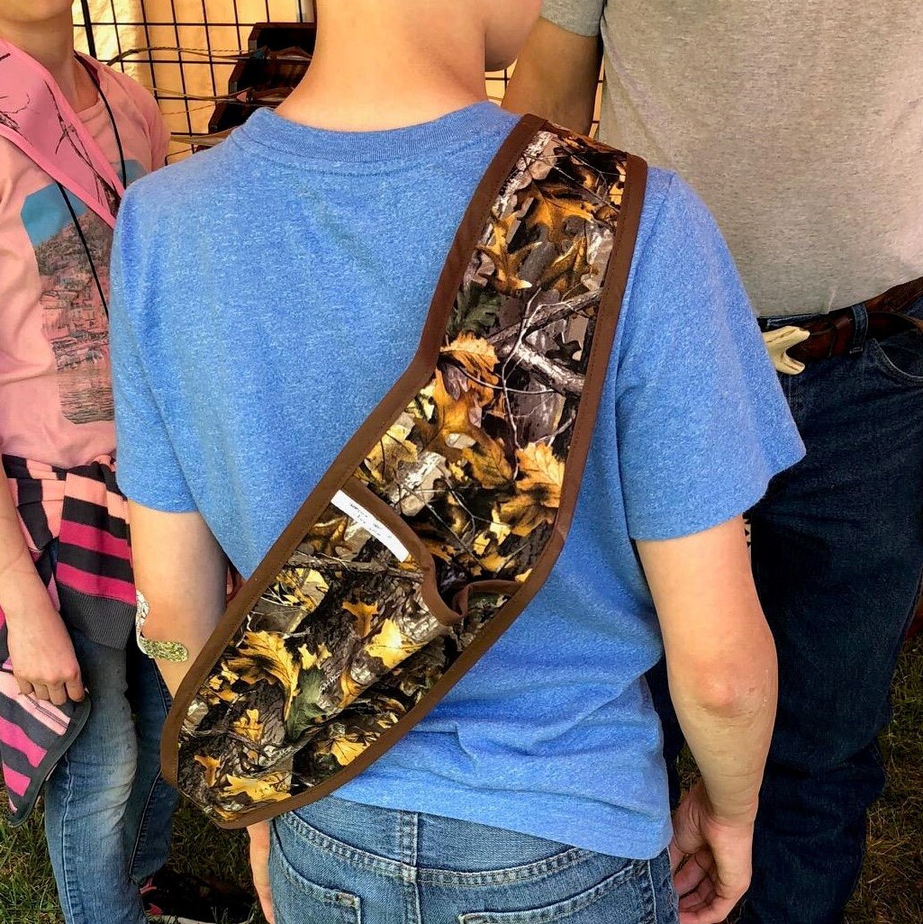 Back Quiver, Brown Camo Traditional Archery Youth Child Back Quiver for ...