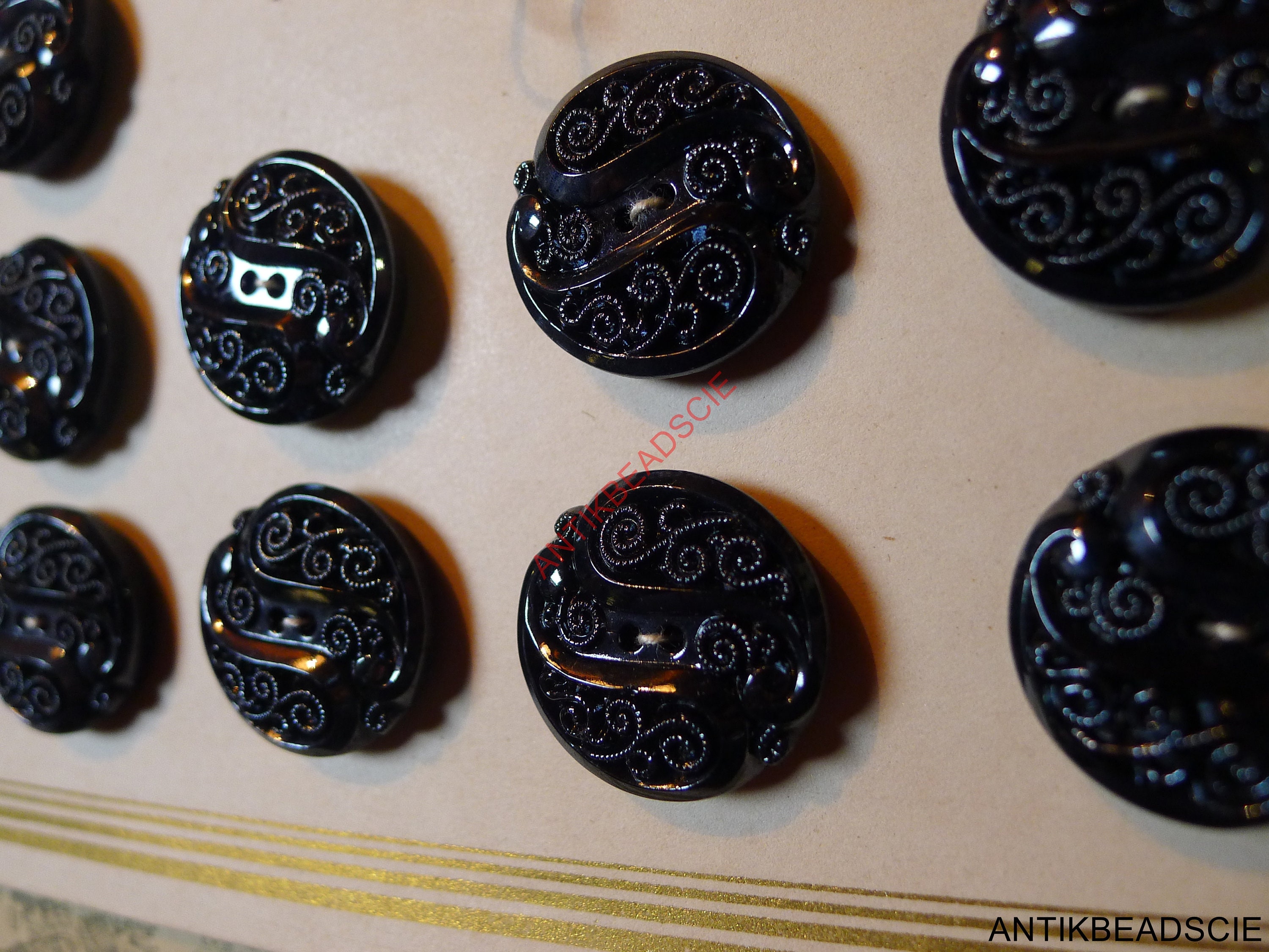 10 Antique Glass Buttons - Etsy