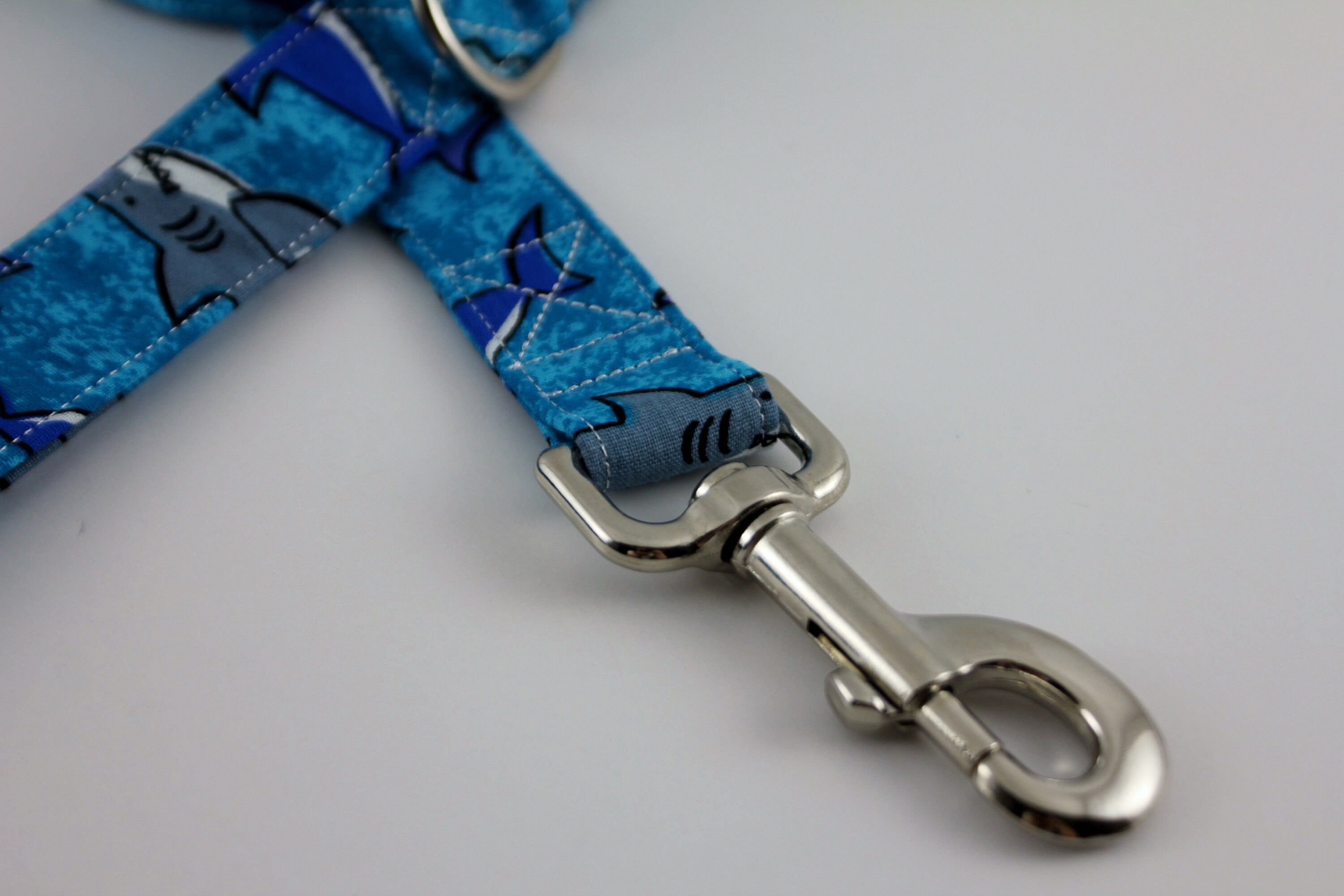 Circlin' Sharks Leash Blue Leash Pet Leash Fish Leash - Etsy