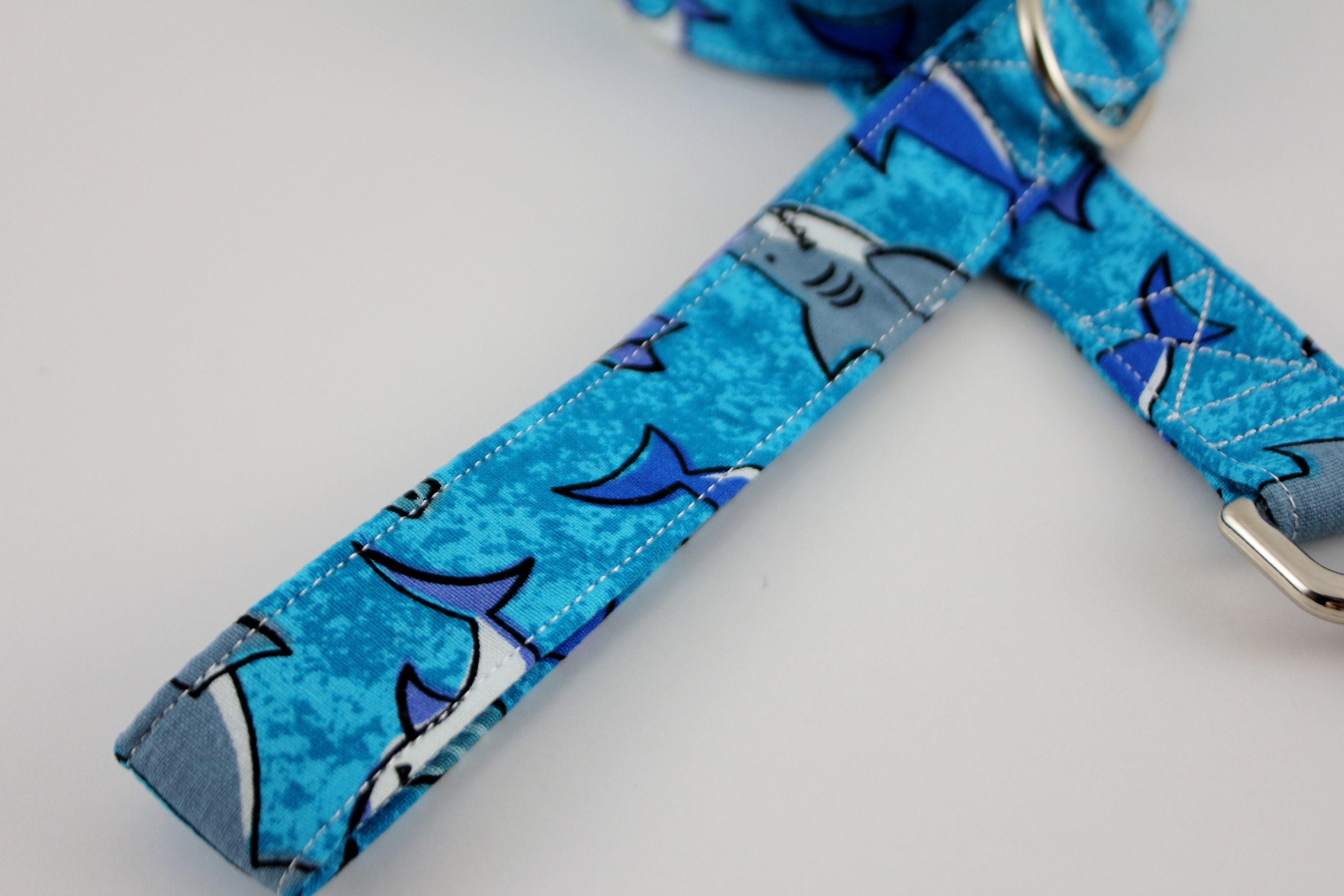 Circlin' Sharks Leash Blue Leash Pet Leash Fish Leash - Etsy