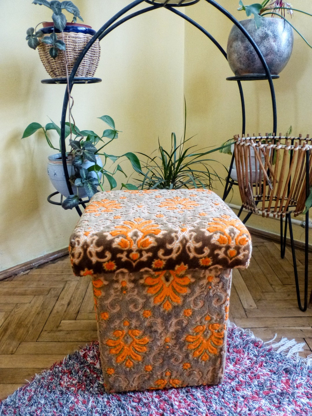 Vintage Ottoman,vintage Furniture ,stool,mid Century Vintage Pouffe ...