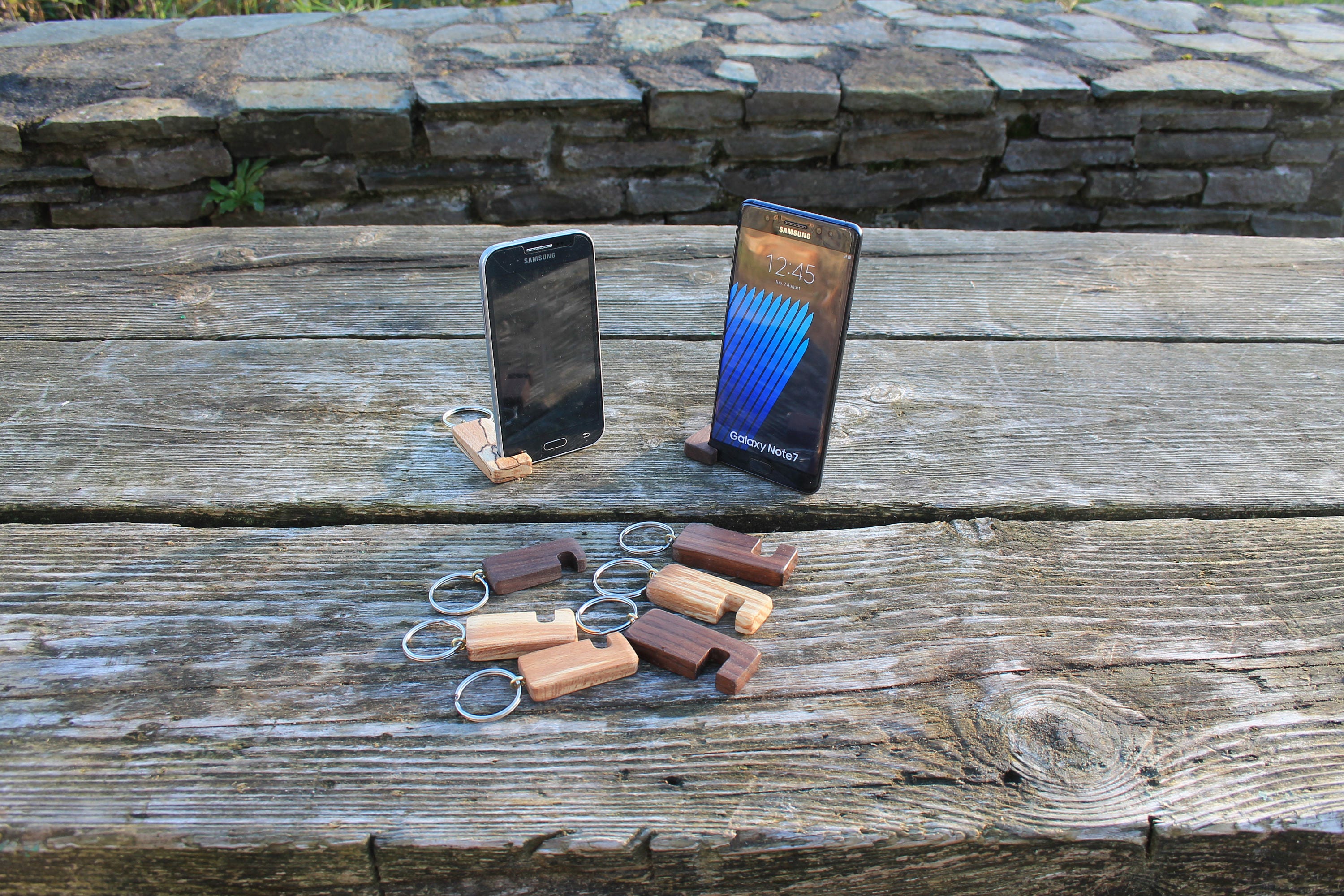 Wooden Keyring Phone Stand and Docking Station Iphone Stand - Etsy UK