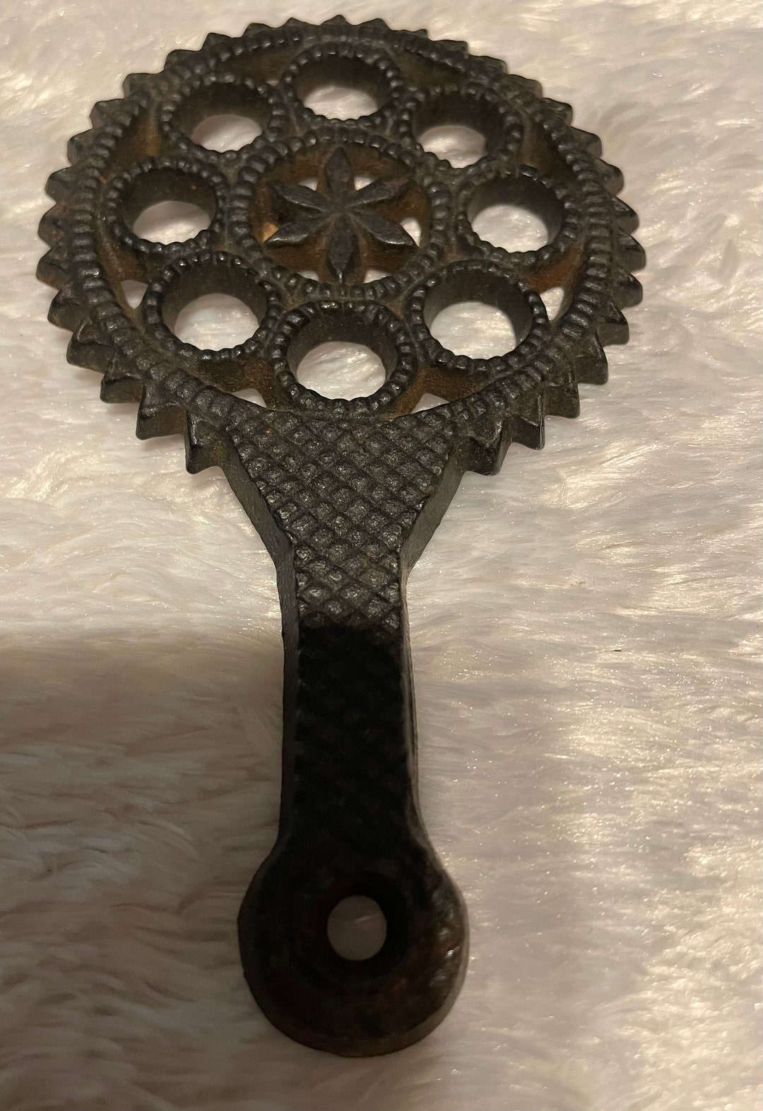 Wilton Small Cast Iron Trivet - Etsy