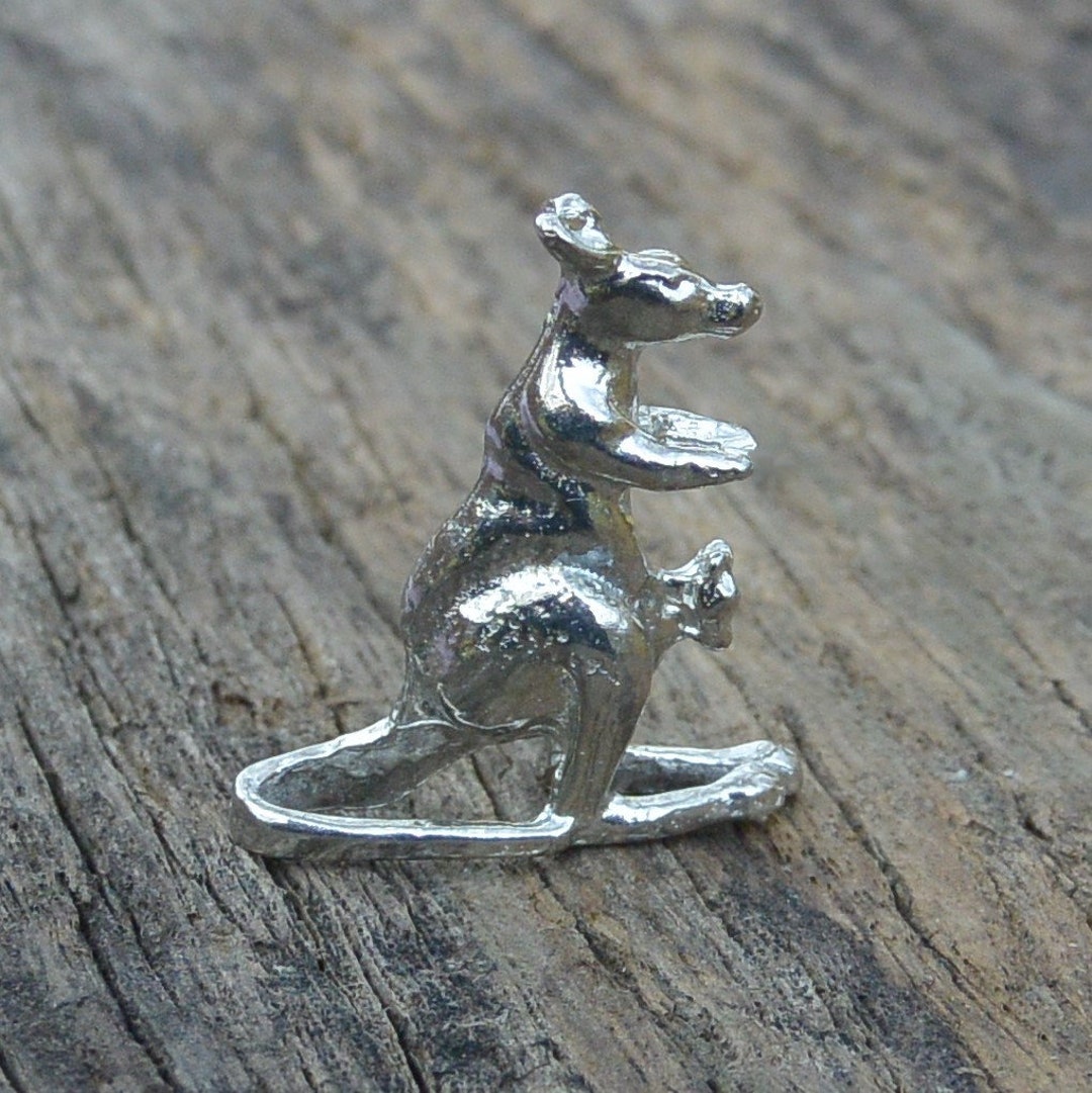Kangaroo Figurine, Miniature Kangaroo, Kangaroo Totem, Handmade, Hand ...